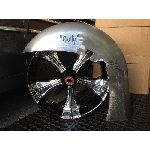 Bully fender